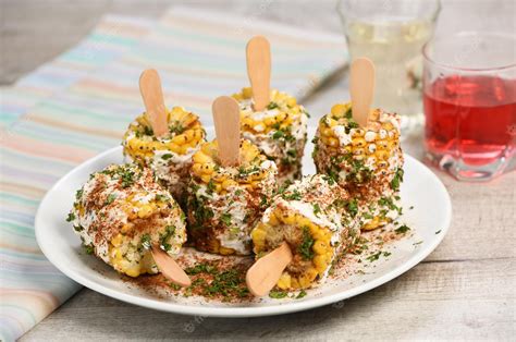 Premium Photo Spicy Corn On The Cob In Spices