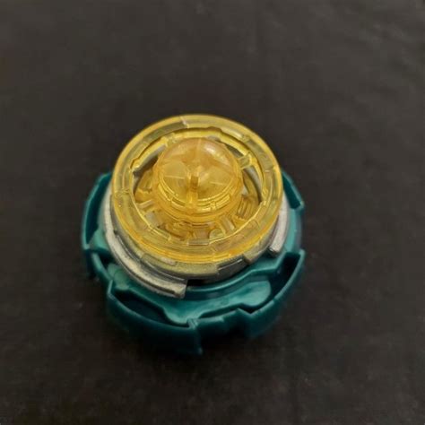 Takaratomy Beyblade Naked Bahamut Used