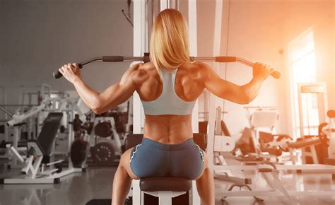 标准型男的倒三角身材到底该怎么练！