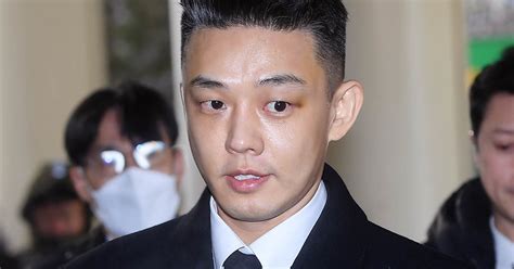 머리 싹둑 유아인 등장…법정 출구 임시 폐쇄까지 법정서 밝힐 것 엑s 현장 [종합]