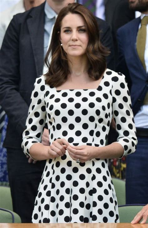 12 Of Kate Middletons Best Bare Leg Moments Dress Like A Duchess