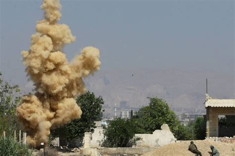 سوريا مقتل خمسة أشخاص وإصابة أكثر من 40 آخرين بانفجار لغم