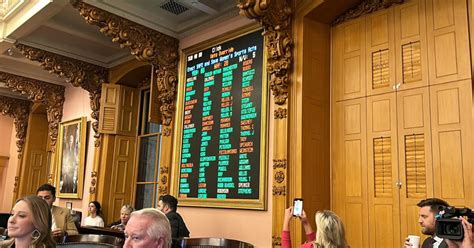 Ohio House Overrides Veto Of Bill Banning Gender Affirming Care For
