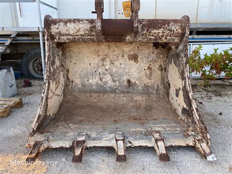 Komatsu Came 1650 Excavator Bucket For Sale From Italy Roma Jf37172