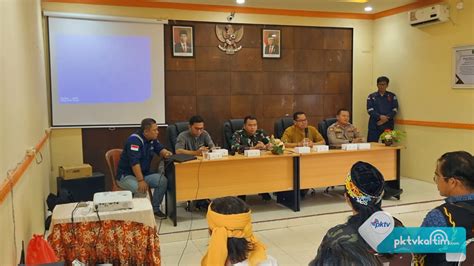 PKTV Kaltim Sosialisasi Rekrutmen Tenaga Kerja Masyarakat Muara Jawa