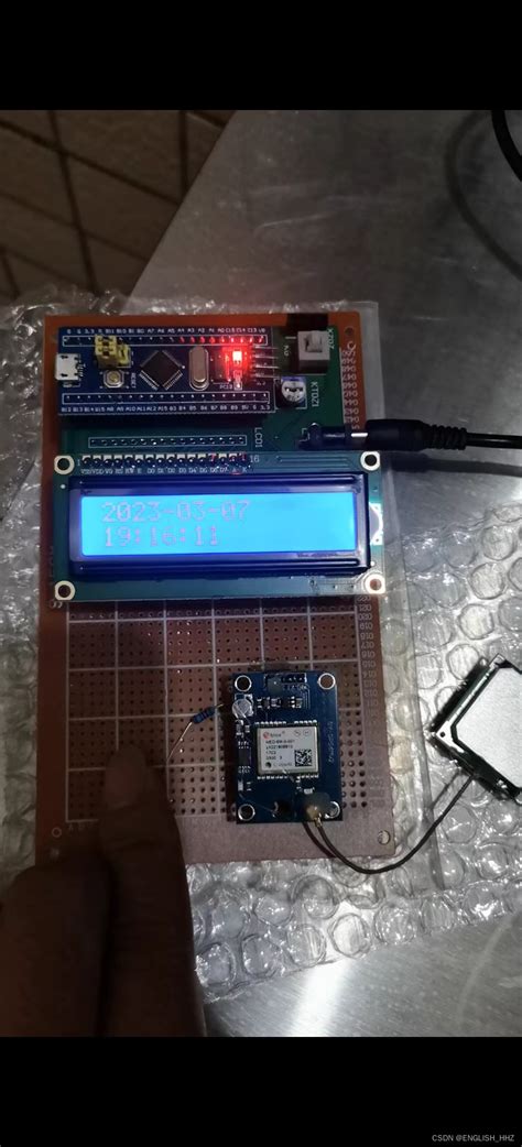 190、基于stm32单片机的gps定位导航系统北斗卫星经纬度数据显示设计程序原理图参考论文开题报告设计资料元器件清单等