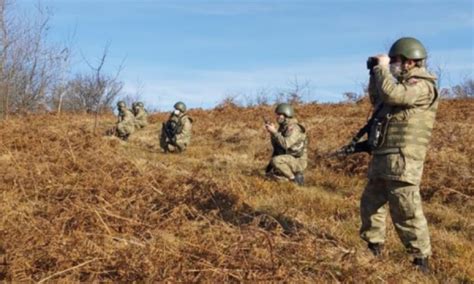 Trupat E Kfor It Turk Dhe Policia E Kosovës Patrullojnë Bashkë Në
