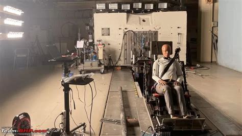 Researchers Create Worlds First Female Crash Test Dummy Team Bhp