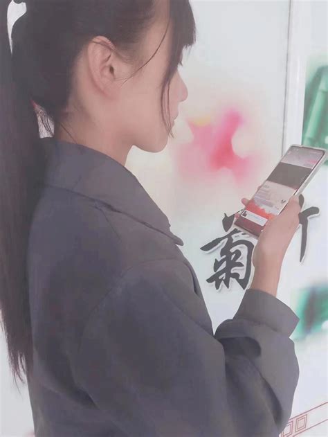 我系组织学生收看“青春心向党 建功新时代”五四主题网络直播 鄂尔多斯应用技术学院化学工程系