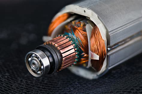 Rotor Dan Stator Detail Motor Dc Listrik Pada Latar Belakang Mesh Hitam