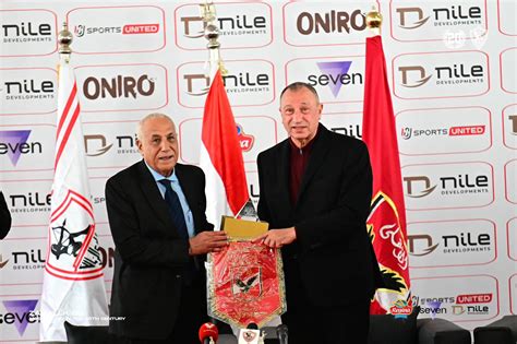 عضو ادارة الاهلى يغلق على عبارة الزمالك أكبر قلعه رياضيه فى مصر
