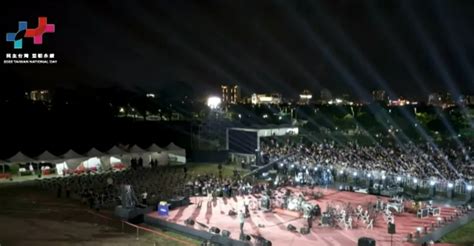 『滅火器』趕國慶焰火表演，怨警未助開道還回嗆，中市警回應 爆料公社