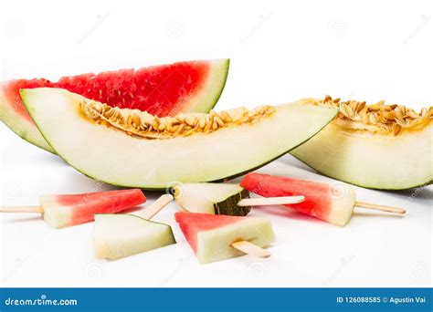 Melone Und Wassermelone Schnitten In Dreiecke Stockbild Bild Von