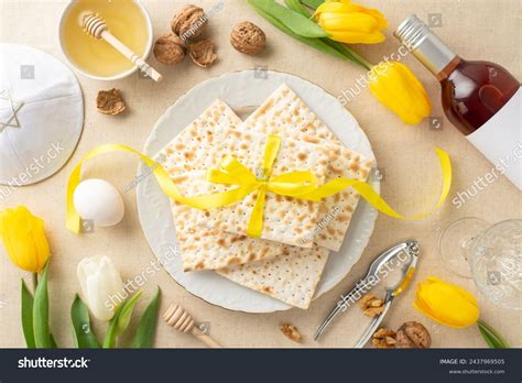 Passover Seder Meal Party Photos Images And Pictures Shutterstock