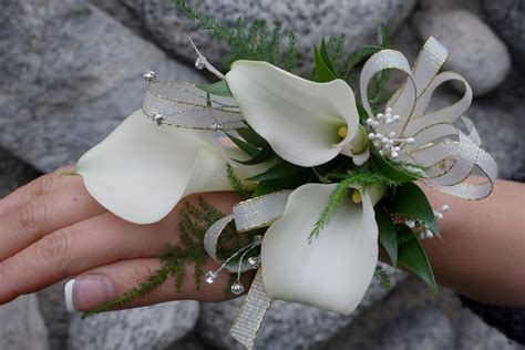 Calla Lily Corsage Sf308 In Claremont Ca Sherwood Florist