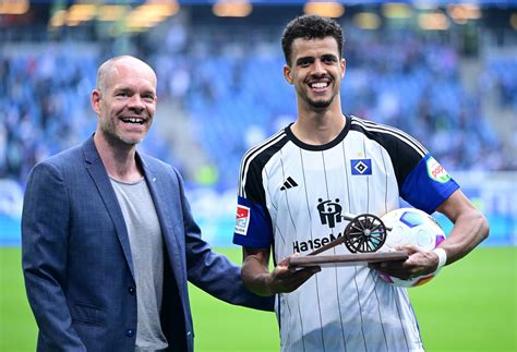 Hsv Feiert Glatzel Aber Der Lässt Seine Zukunft Offen