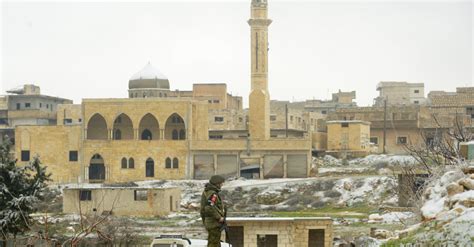 Syrias Regime Re Enters Key Idlib Town Ahead Of Russia Turkey Talks