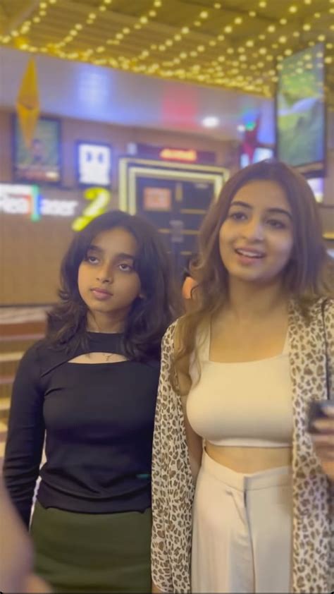 Navani Devanand 💦 R Malluteenvibes