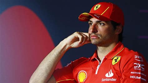 Carlos Sainz Ferrari forfait pour le Grand Prix d Arabie saoudite et remplacé par le jeune