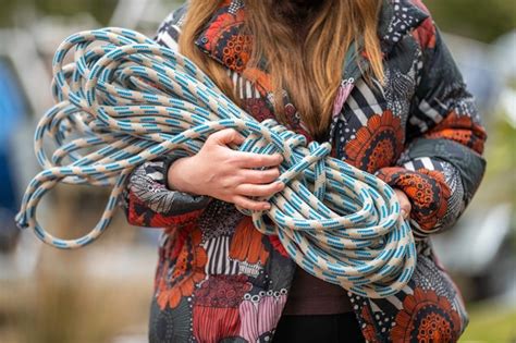 Premium Photo Girl Holding Rope On A Work Site In American