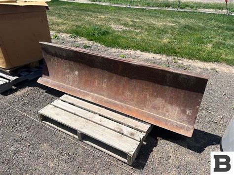 Loader Blade Booker Auction Company Loader Blade Booker Auction Company