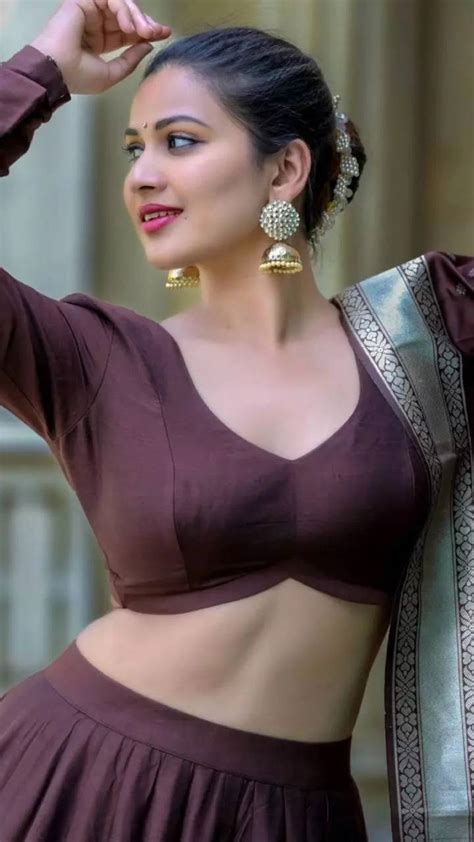 గర్ల్స్ నైట్‌లో ఇనయా పార్టీలో ఫుల్ ఖుష్