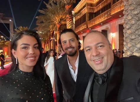 سلفی غیرمنتظره علی اوجی و مهرداد صدیقیان با جورجینا رودریگز در جشنواره