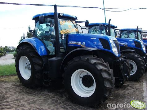 Foto Ciagnik New Holland T7 220 Id 439866 Galeria Rolnicza Agrofoto