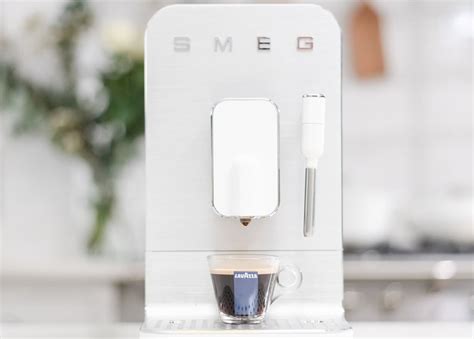 Smeg Bean To Cup