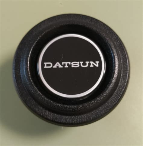 やや傷や汚れありNISMO ニスモ ステアリング ホーンボタン ダットサン DATSUN 旧車JDMの落札情報詳細 ヤフオク落札価格