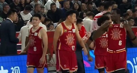 Cba最新排名：山西冲上榜首 辽宁输球无缘前4 广东反弹上海6连胜