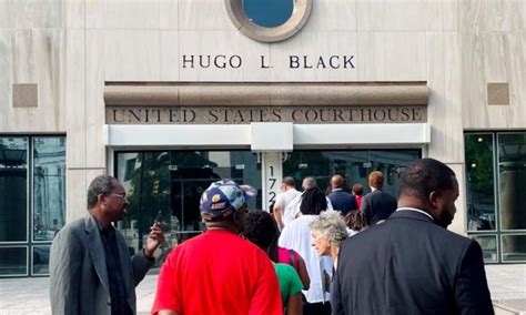 Federal Court Strikes Down Alabama Congressional Map After Lawmakers