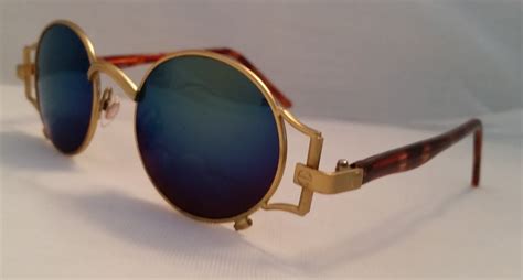Designer Inspired Retro Sunglasses Gold Tone Designer Inspired