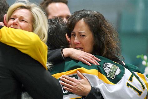 Canadian Town Grieves After Hockey Team Bus Crash Killed 15