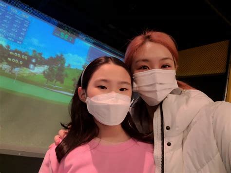 숏킹골프아카데미 X 위례uspgf 위례행복골프훈련소 에 박소혜프로 님께서 방문해주셨습니다 귀여운 어린이 회원님과 헤드프로님과 사진도 찰칵 📸 미국 전지훈련