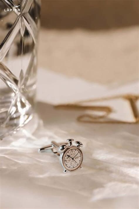Khuy măng sét Cufflinks Nam cao cấp hình Đồng hồ Thời trang Lapier