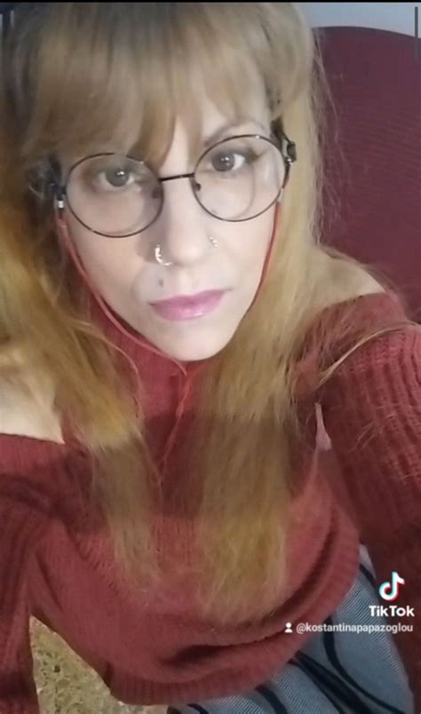 Pin By Kostantina Papazoglou On ομορφες κοπελες