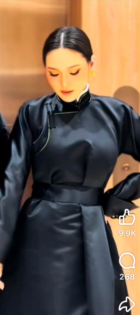 Монгол үндэсний дээл хувцас худалдаа Хар өнгийн дээл авья М Size