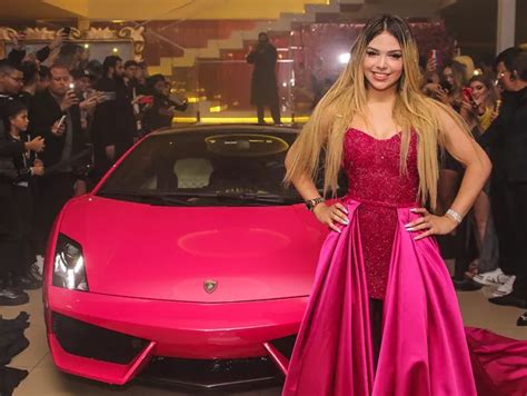 Melody Ganha Carrão De Luxo De R 15 Milhão Em Sua Festa De 15 Anos