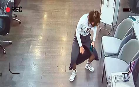 当人们无意间一些古怪的举动、被记录在了监控里！≧ ≦ 旅人梦语 旅人梦语 哔哩哔哩视频