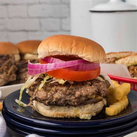 Crack Burgers Eating On A Dime