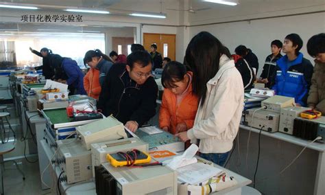 应用电子技术 建东职业技术学院
