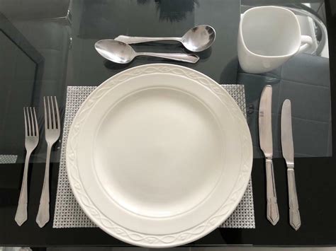 Set Of 6 Crockery Cutlery And Glasses In Southampton Hampshire