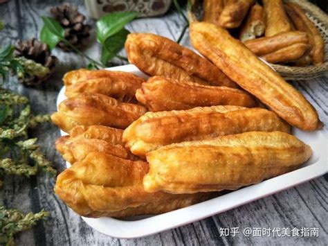 家常油条最正宗做法，这种做法简单又好学，炸出来的油条蓬松酥脆 知乎