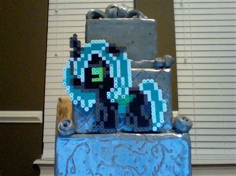 1000 Images About Queen Chrysalis On Pinterest Horns Princess