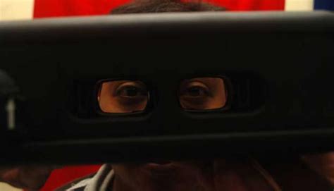 Perbedaan Scan Retina Dengan Scan Iris