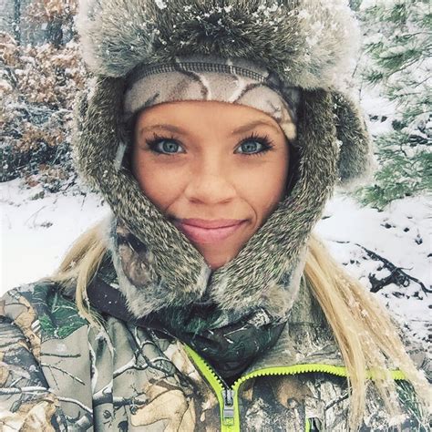 Pictures Sexy Hunting Cheerleader Responds To Facebook Haters