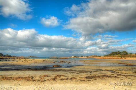 Joli paysage de la côte de granit rose à landrellec en bretagne wall
