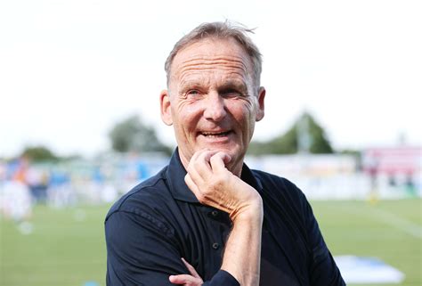 500 Bis 700 Millionen Für Die Bundesliga Dfl Arbeitet An Investoren