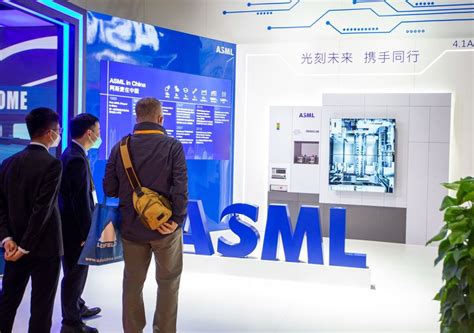 Asml Plays The Very Long Chip Game Wsj
